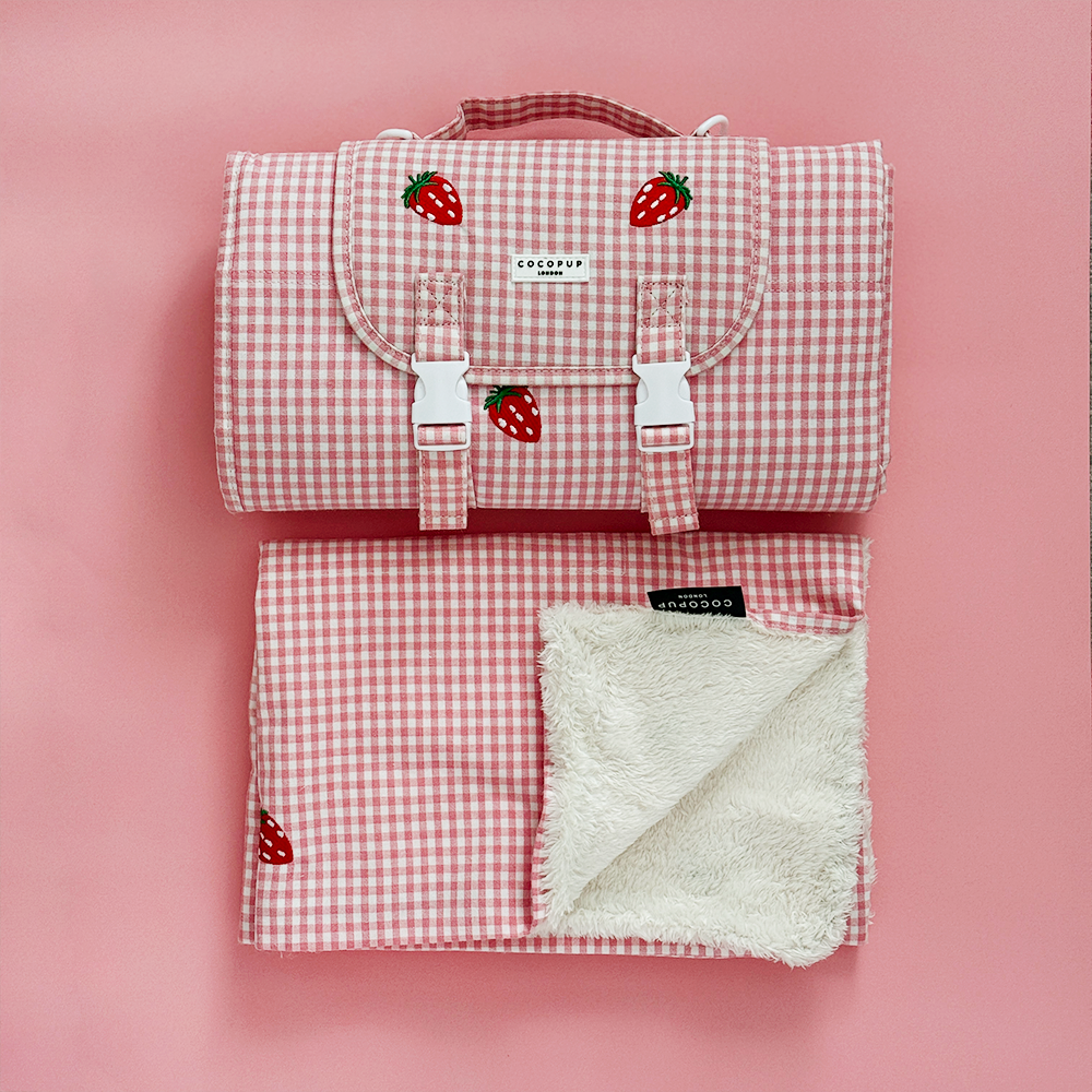 Travel Mat & Blanket Set - Strawberry Picnic Pup – Cocopup London